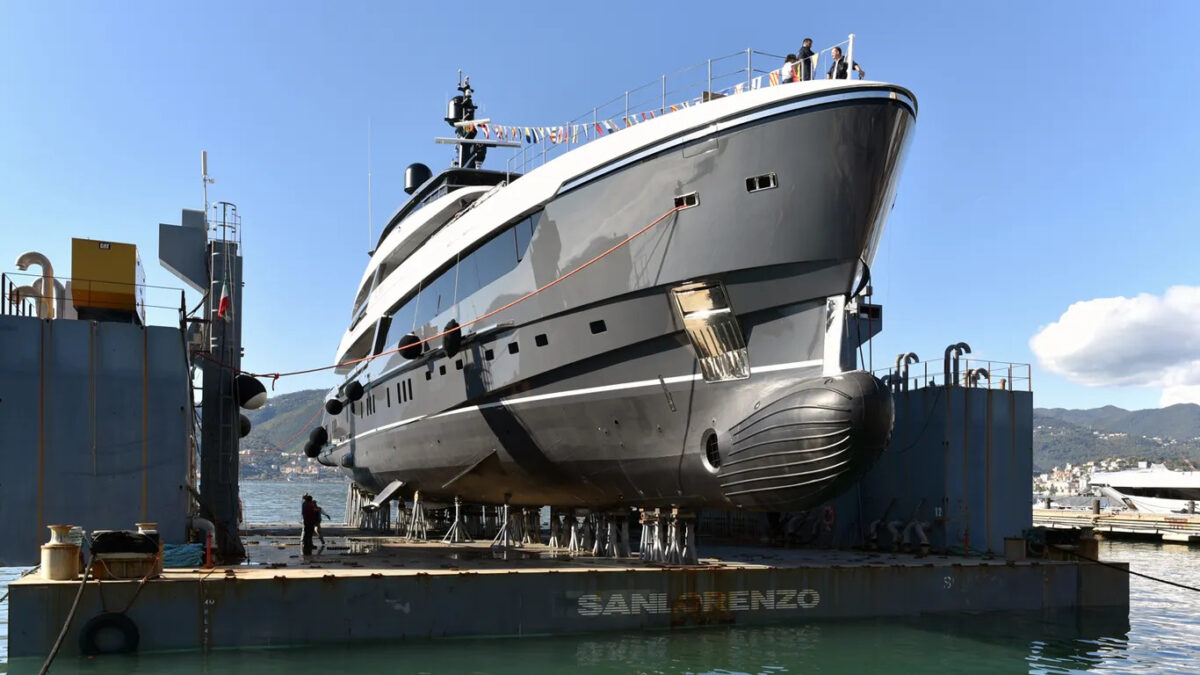 Battezzato Alma, il primo 57 Steel Sanlorenzo - SuperYacht24