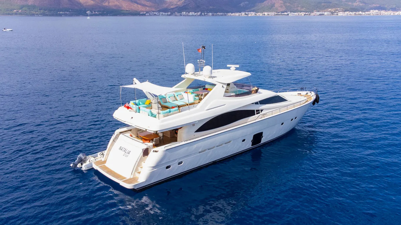Venduto il 25 metri Natalia Star di Ferretti Yachts - SuperYacht24