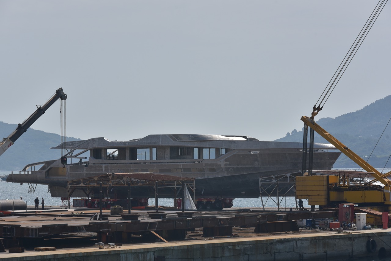 Consegnato da Antonini Navi scafo e sovrastruttura di un nuovo 55 metri ...