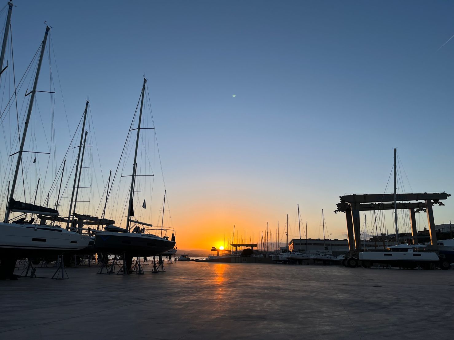 Inaugurato a Olbia il nuovo cantiere per super yacht del Gruppo ...