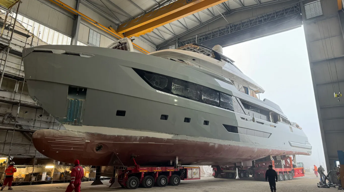 Si avvicina il completamento del superyacht Doge di Ocean King ...