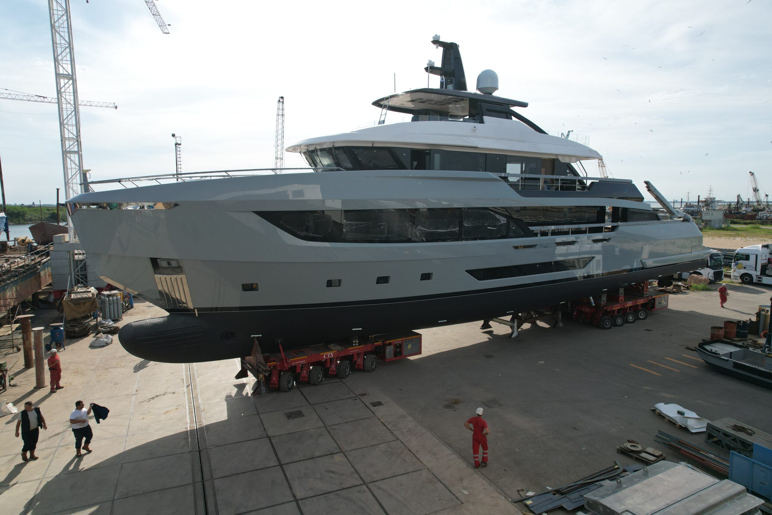 Prove in mare per il primo Doge 400 di Ocean King - SuperYacht24