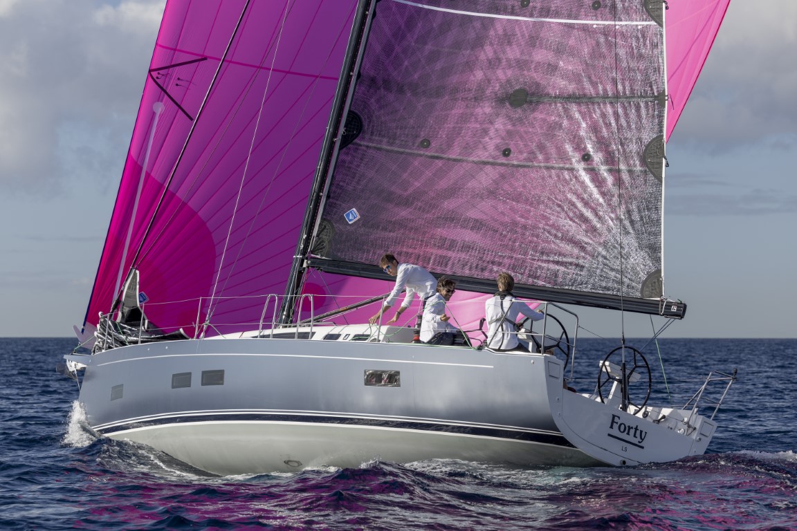 Test J Boats J/40 vincitore European Yacht of the Year 2025 ...