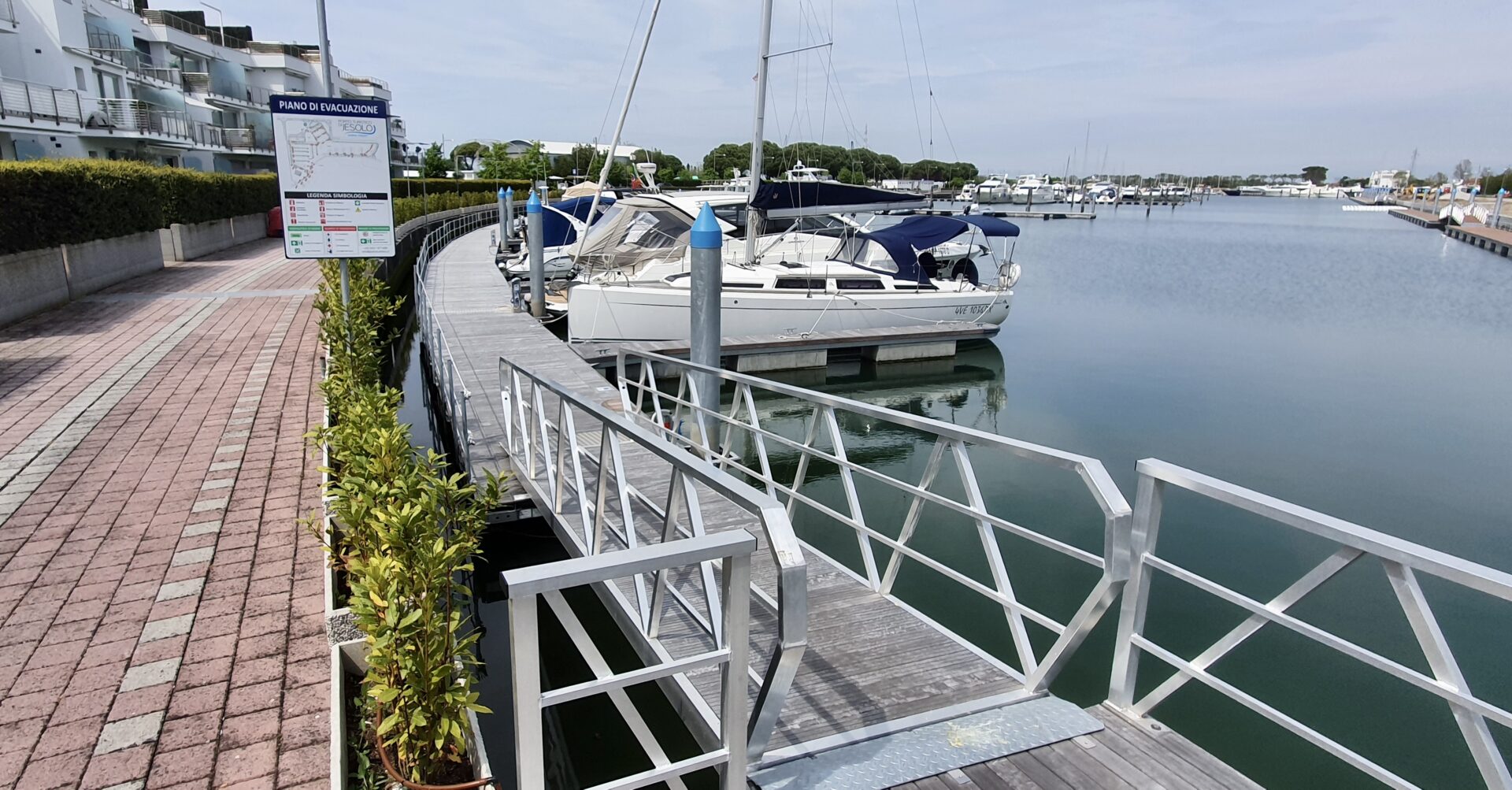 Ingemar Completes Maxi-Floating Structure for Grand Hotel Dino ...