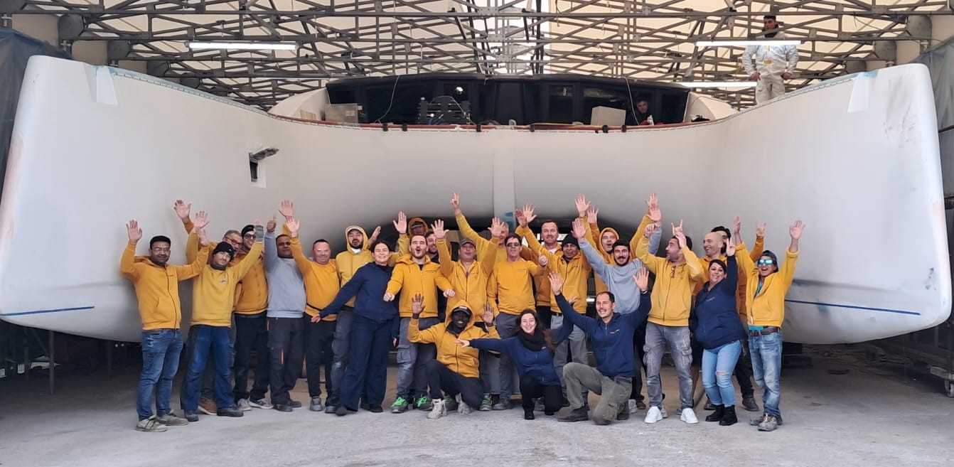 La costruzione del catamarano C Cat 65 di Comar Yachts procede veloce ...